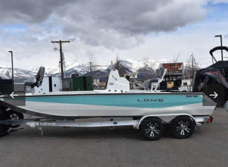 Lowe Bay 22 Center Console Fishing Boat — TKWatersports